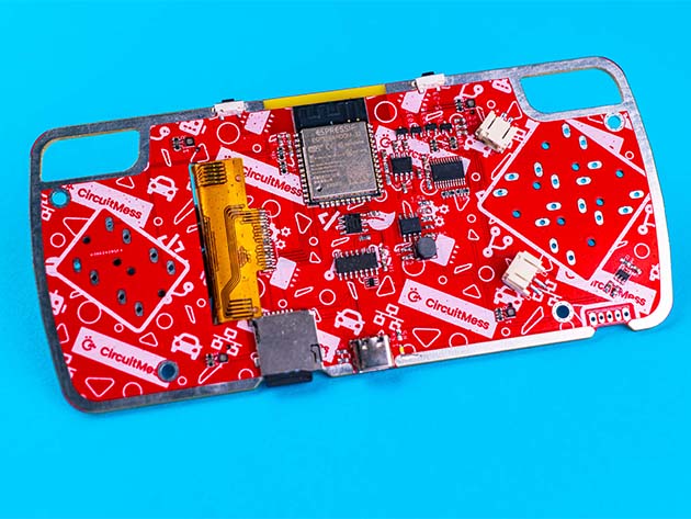 ByteBoi: DIY Advanced Game Console | theChive University